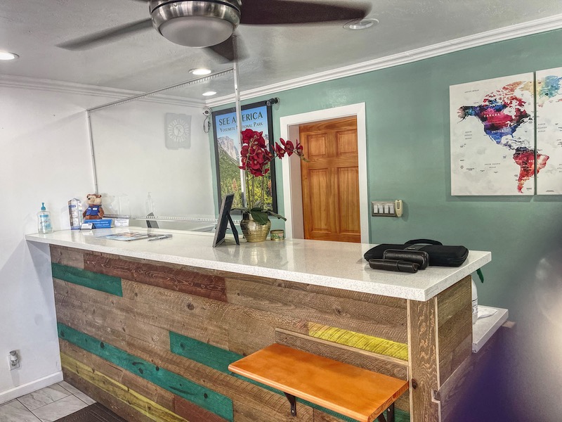 JulianBills.com: Travelodge Merced (Entrance Highway to Yosemite ...